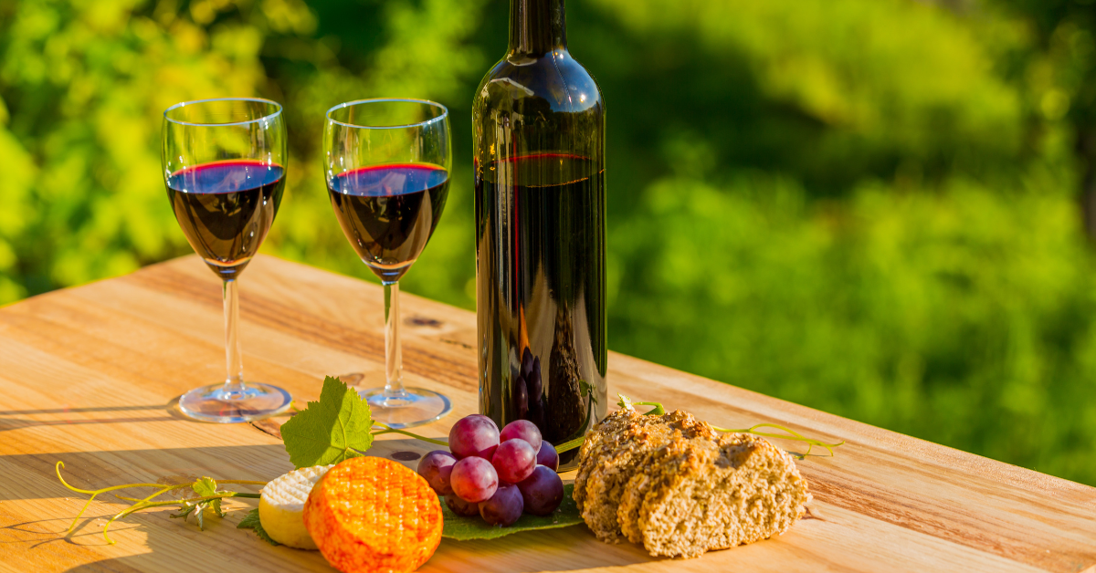 The Perfect Combination: Foods You Should Eat With Wine – Flasked ...